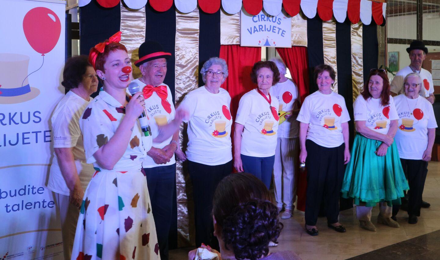 CIRKUS VARIJETE radionica raspjevala Splićane - Crveni Nosovi